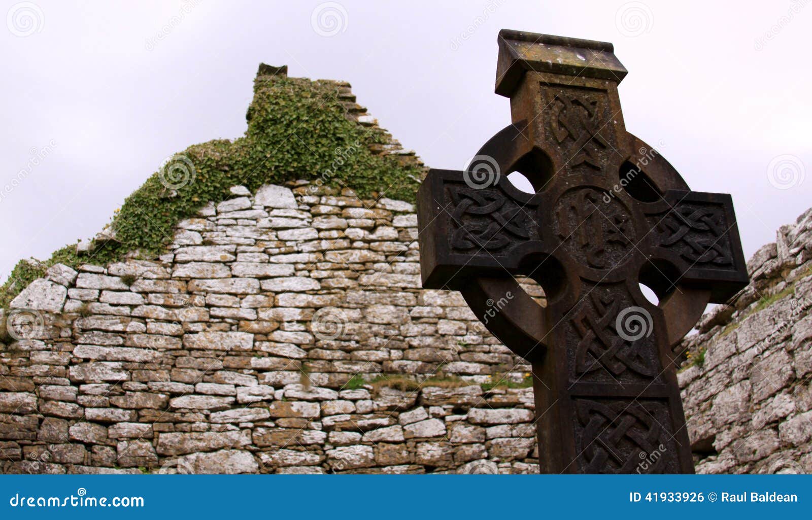 Croce Celtica in Un Cimitero Irlandese 03 Fotografia Stock - Immagine ...