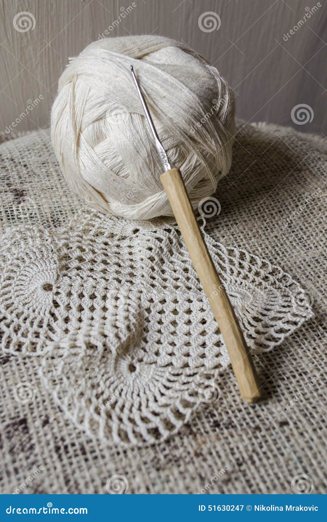 Crochet needle and thread stock image. Image of thread - 51630247
