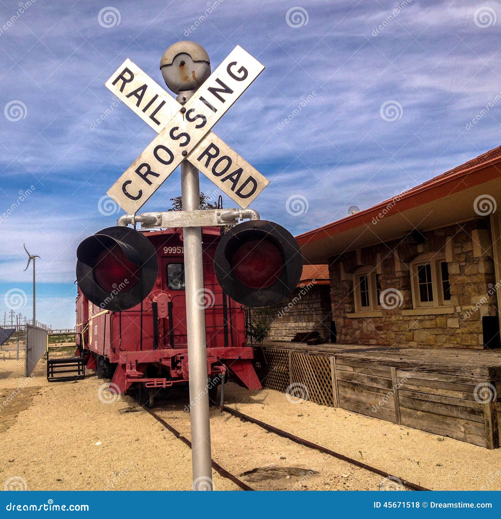 Croisement De Chemin De Fer Photo stock éditorial - Image du vieux ...
