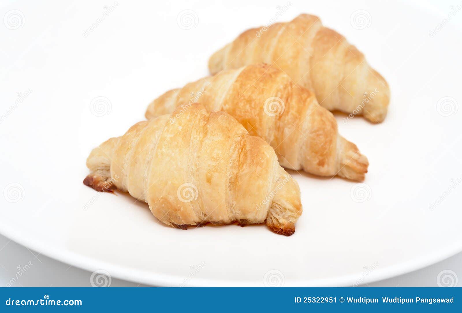 Croissant New 3 Pieces of Clean White Plate Stock Image - Image of ...