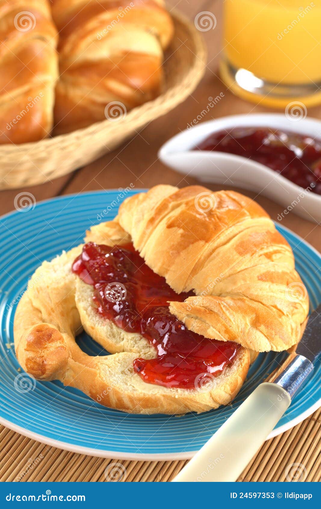 Croissant with Strawberry Jam Stock Image - Image of spread, nutrition ...
