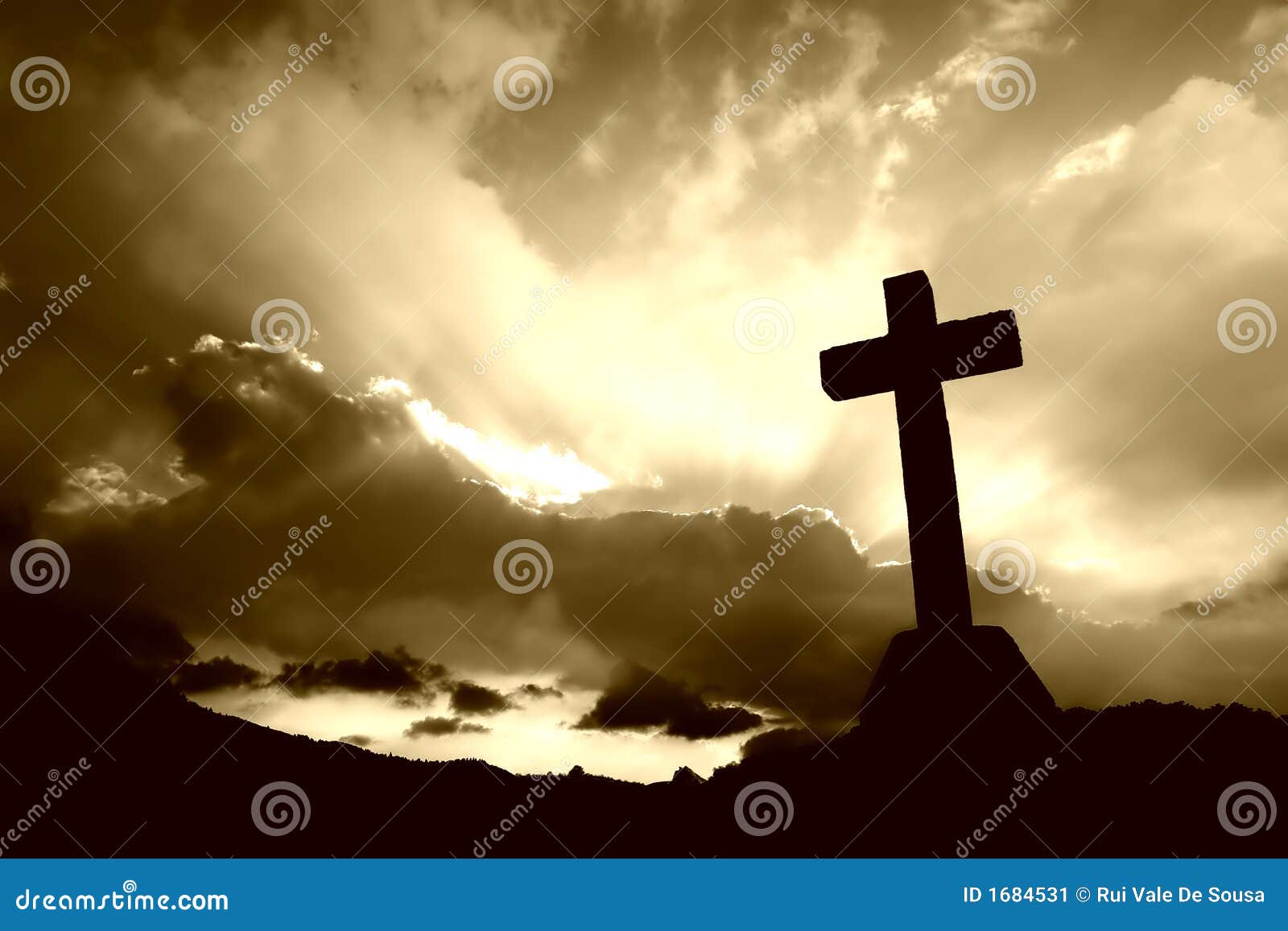 Croix image stock. Image du croix, nuages, christianisme - 1684531