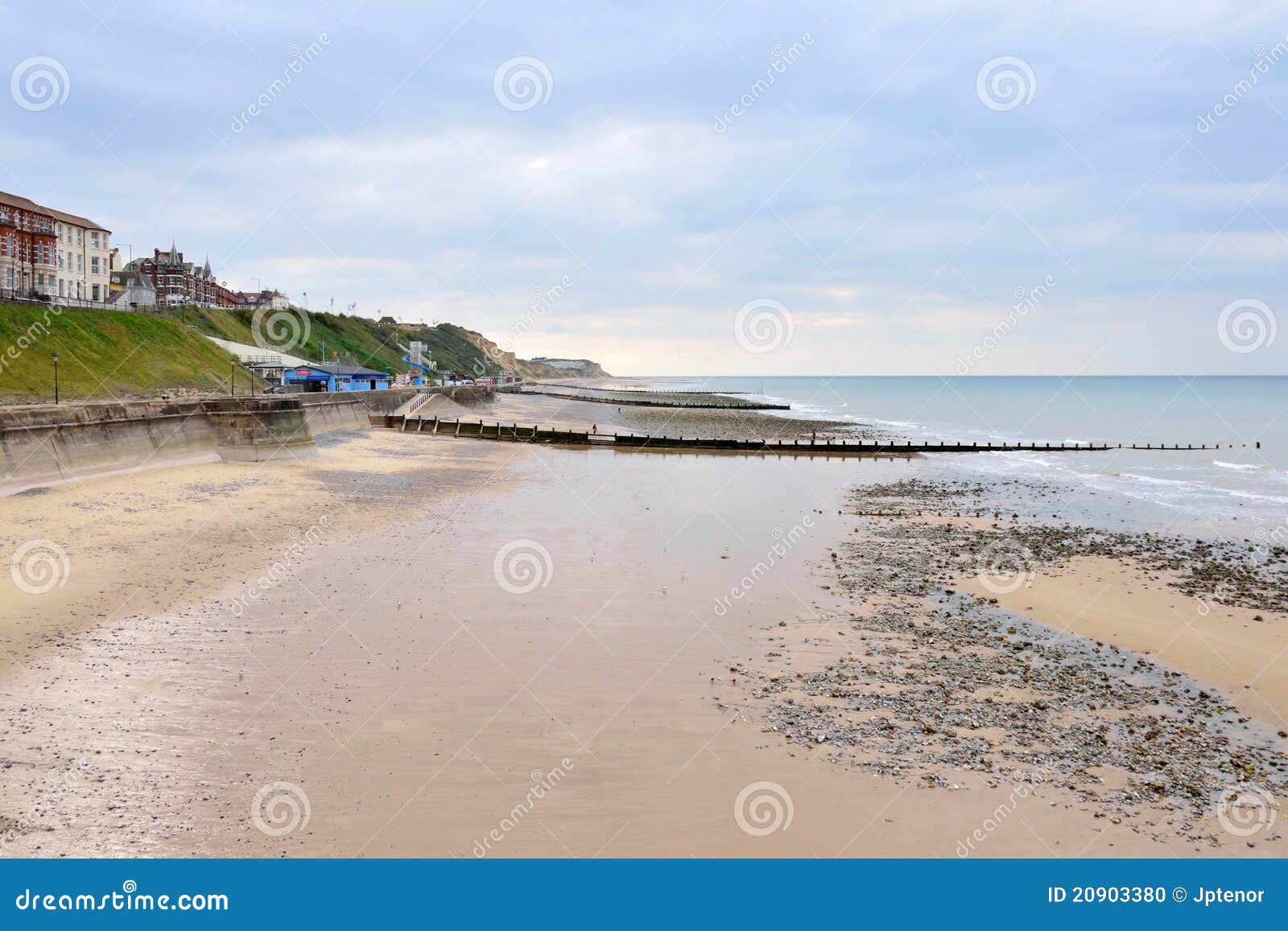 Cromer Beach from the pier stock photo. Image of cromer - 20903380