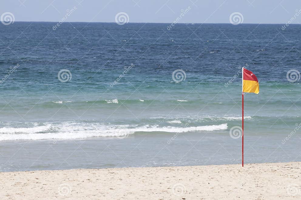 Cronulla Beach Flag editorial photo. Image of sydney - 16589101