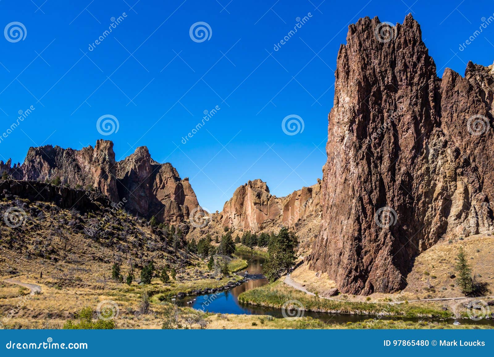 Escape To The Wild: Crooked River State Park, Oregon's Hidden Gem