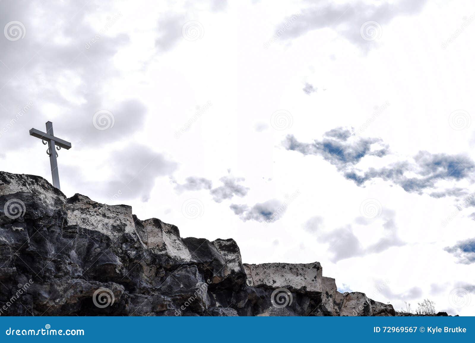Cross upon a Cliff stock image. Image of country, idaho - 72969567
