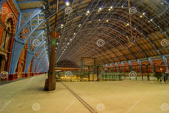 Cross de rey imagen de archivo. Imagen de londres, reino - 4318299