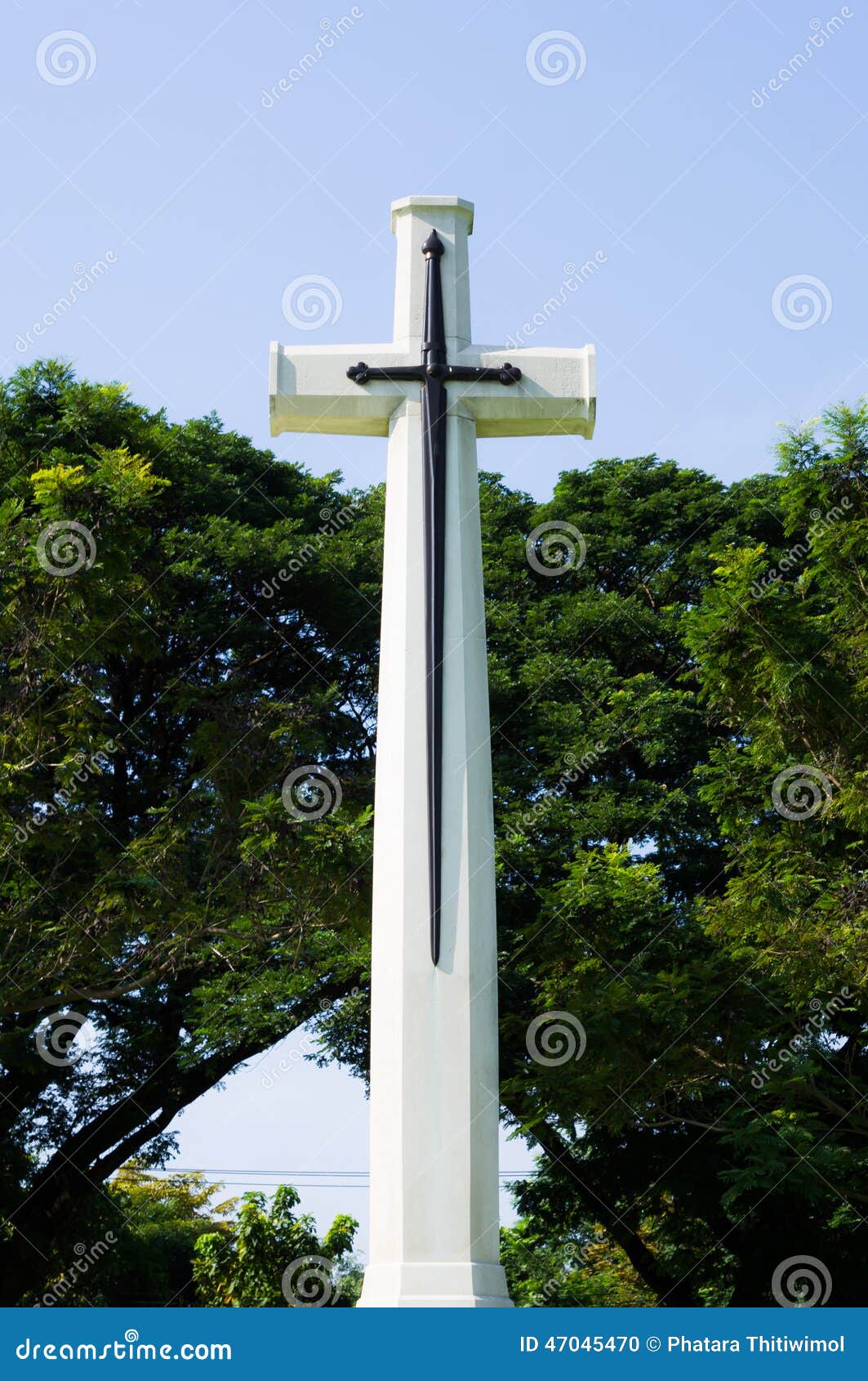 Cross with green trees stock photo. Image of outdoors - 47045470
