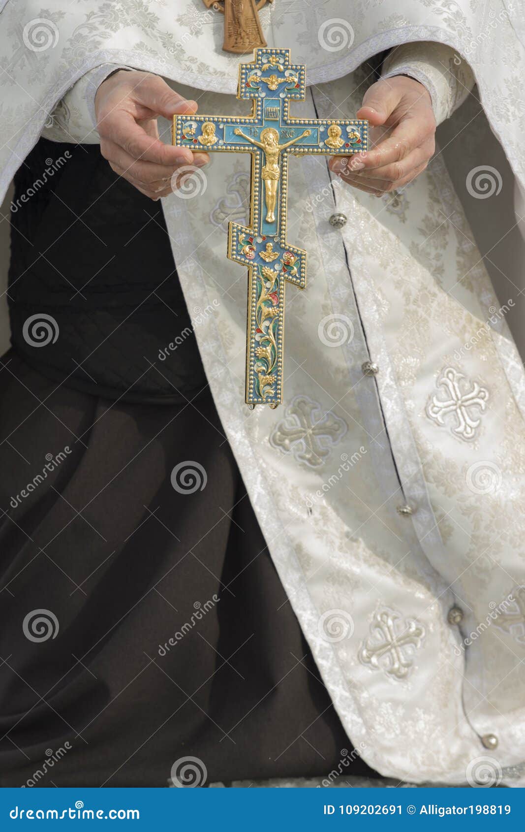 The cross in hand stock image. Image of religion, people - 109202691