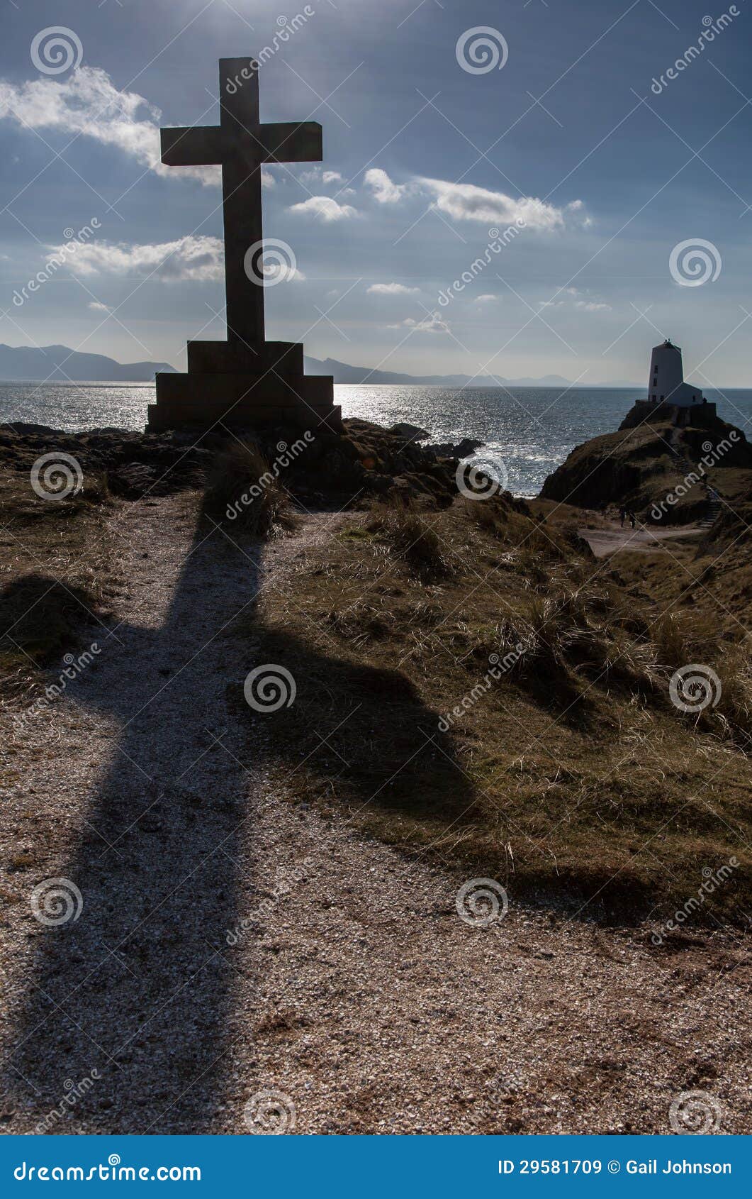 Cross and Lighthouse stock image. Image of north, coastline - 29581709