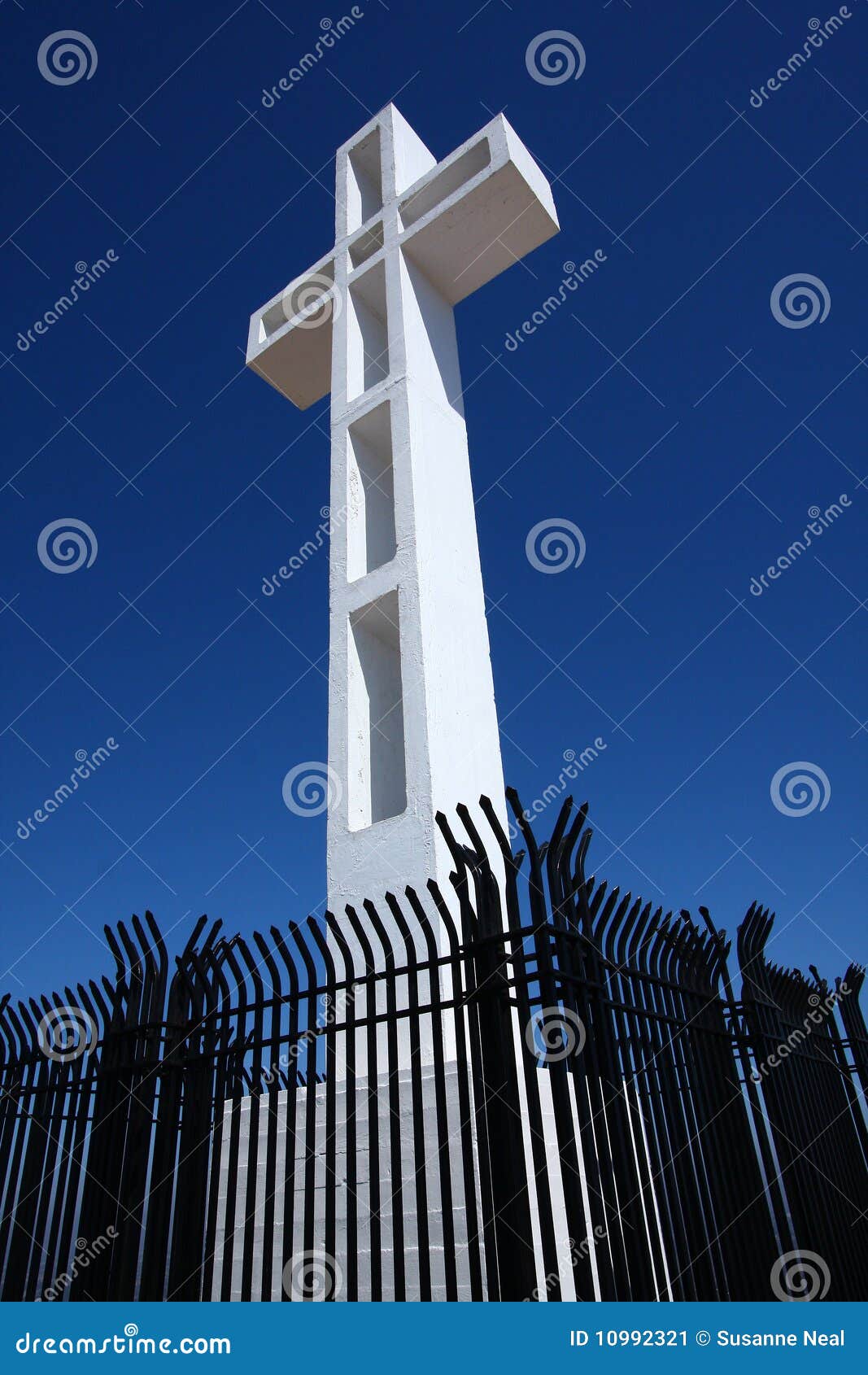 Cross on Mt. Soledad stock image. Image of jesus, veterans - 10992321