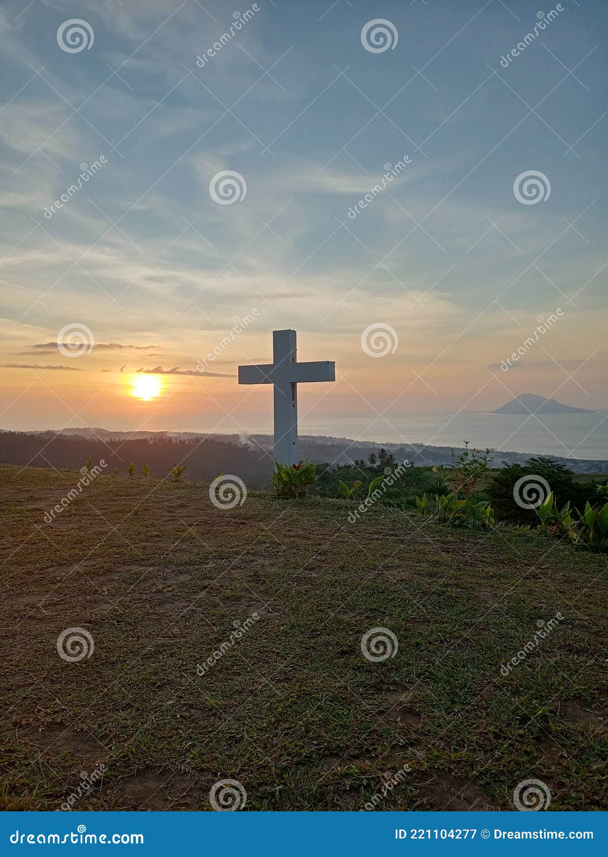 Cross and sunset stock image. Image of sunrise, cross - 221104277