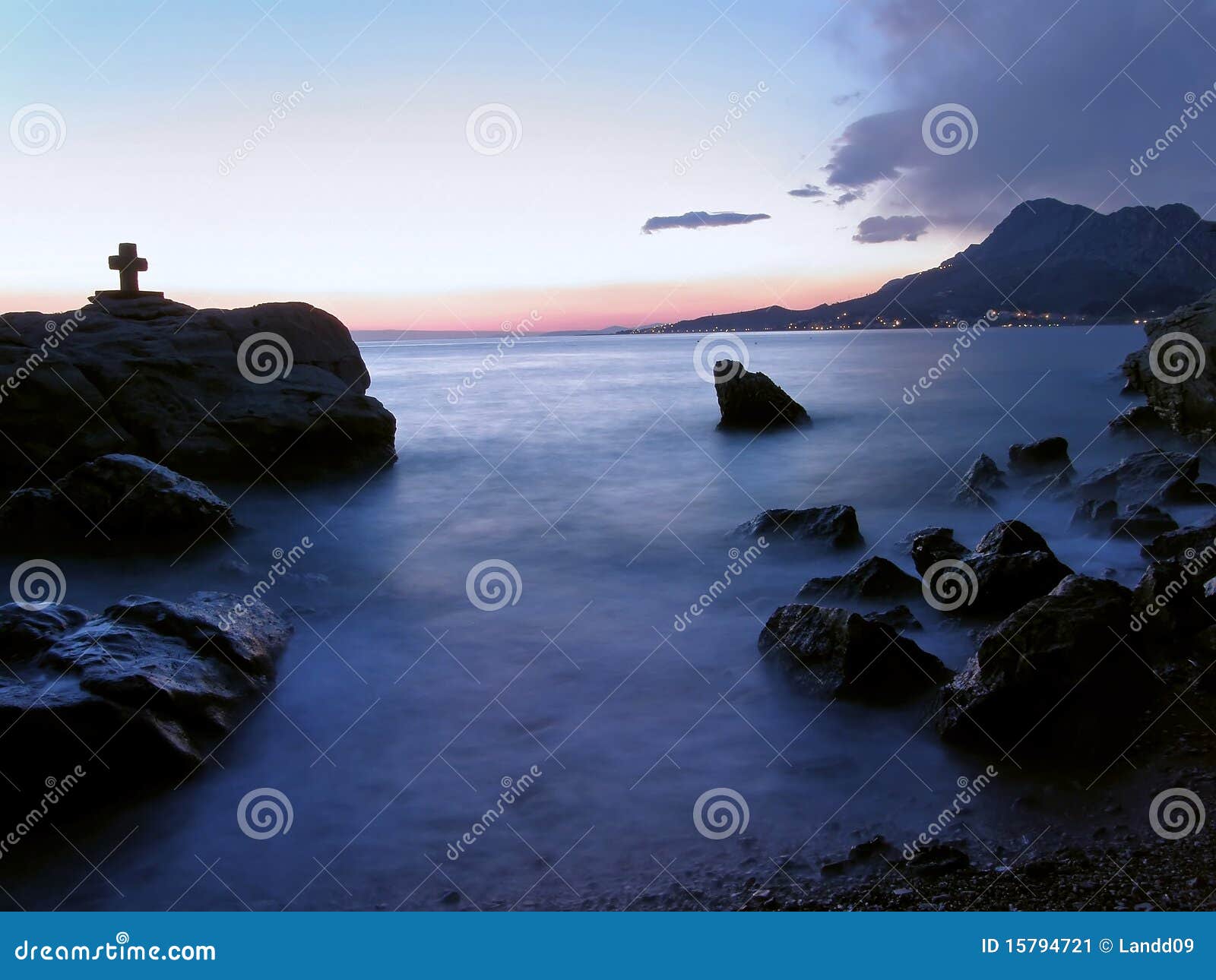 Cross, sunset at sea stock image. Image of horizon, breath - 15794721