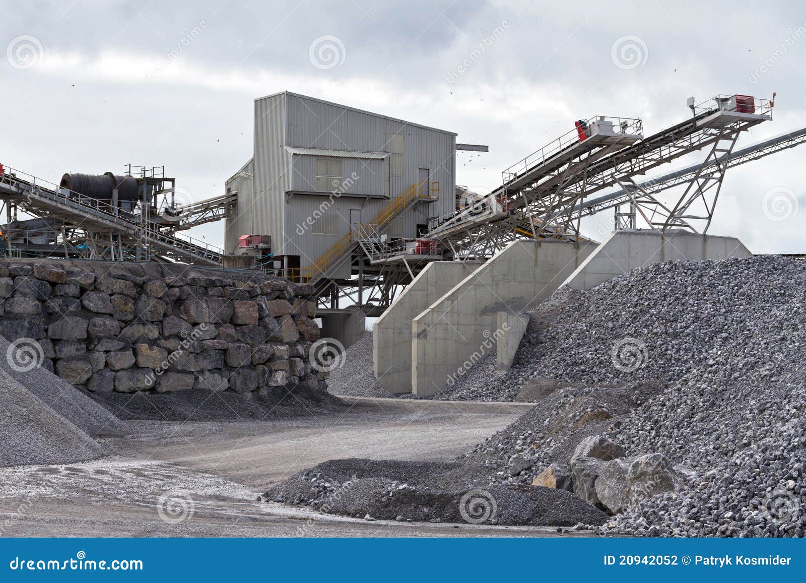 Crossard Quarry stock photo. Image of haul, landscape - 20942052