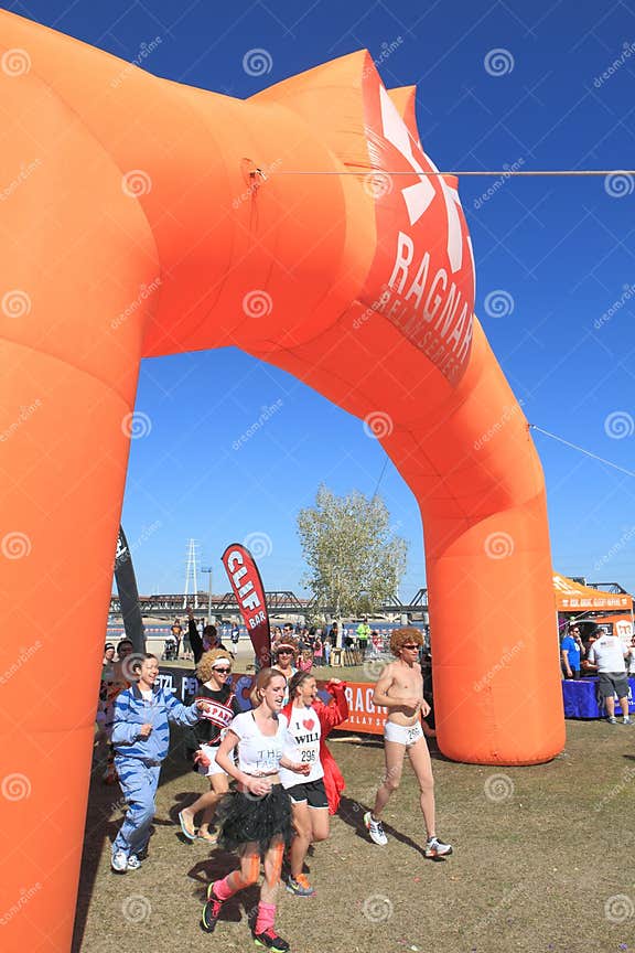 USA, Arizona: Long Distance Relay - Finish Line Editorial Photography ...