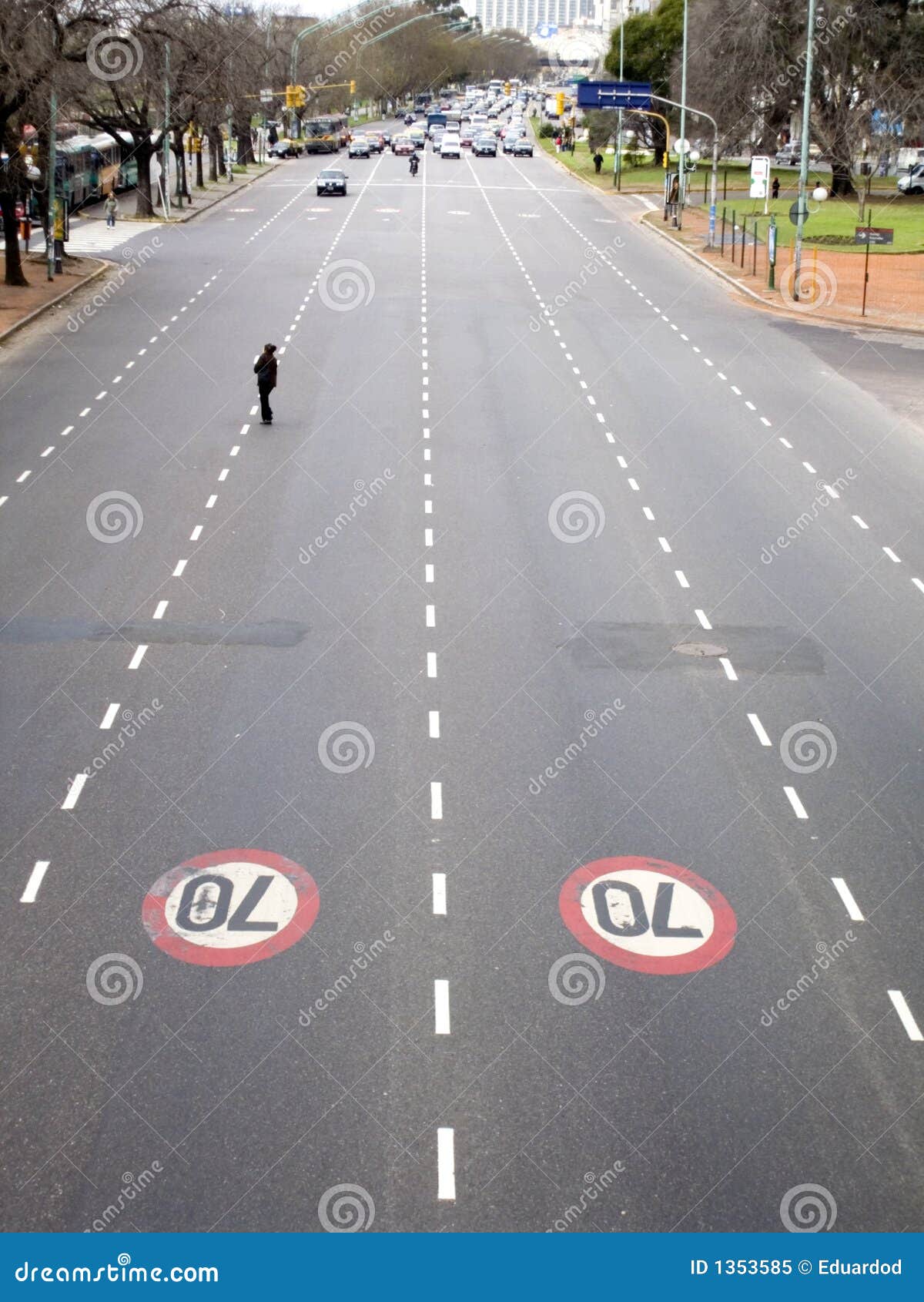 Crossing the street stock image. Image of south, avenue - 1353585