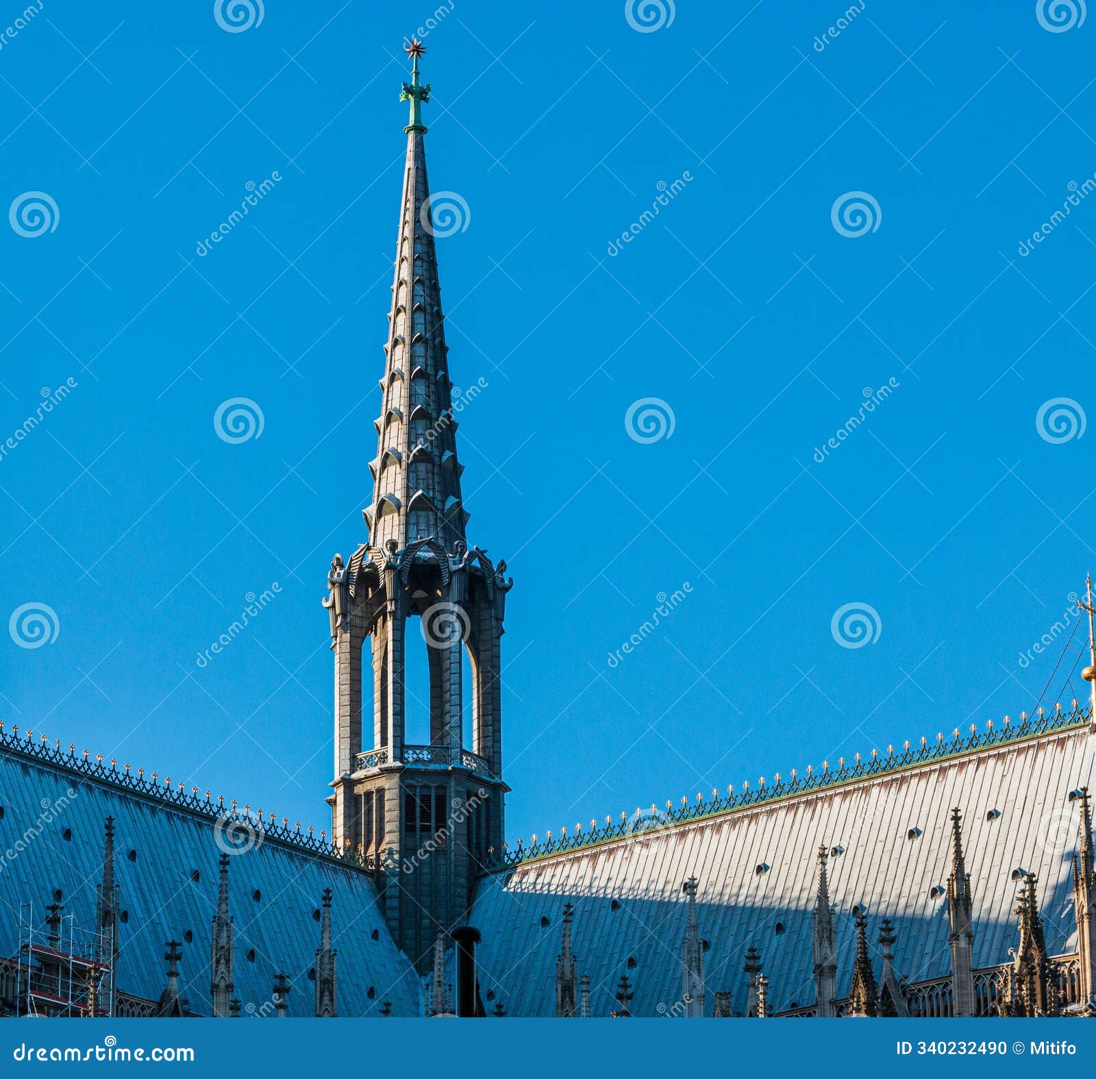 The Crossing Tower Of Christ Church Cathedral. Oxford University ...