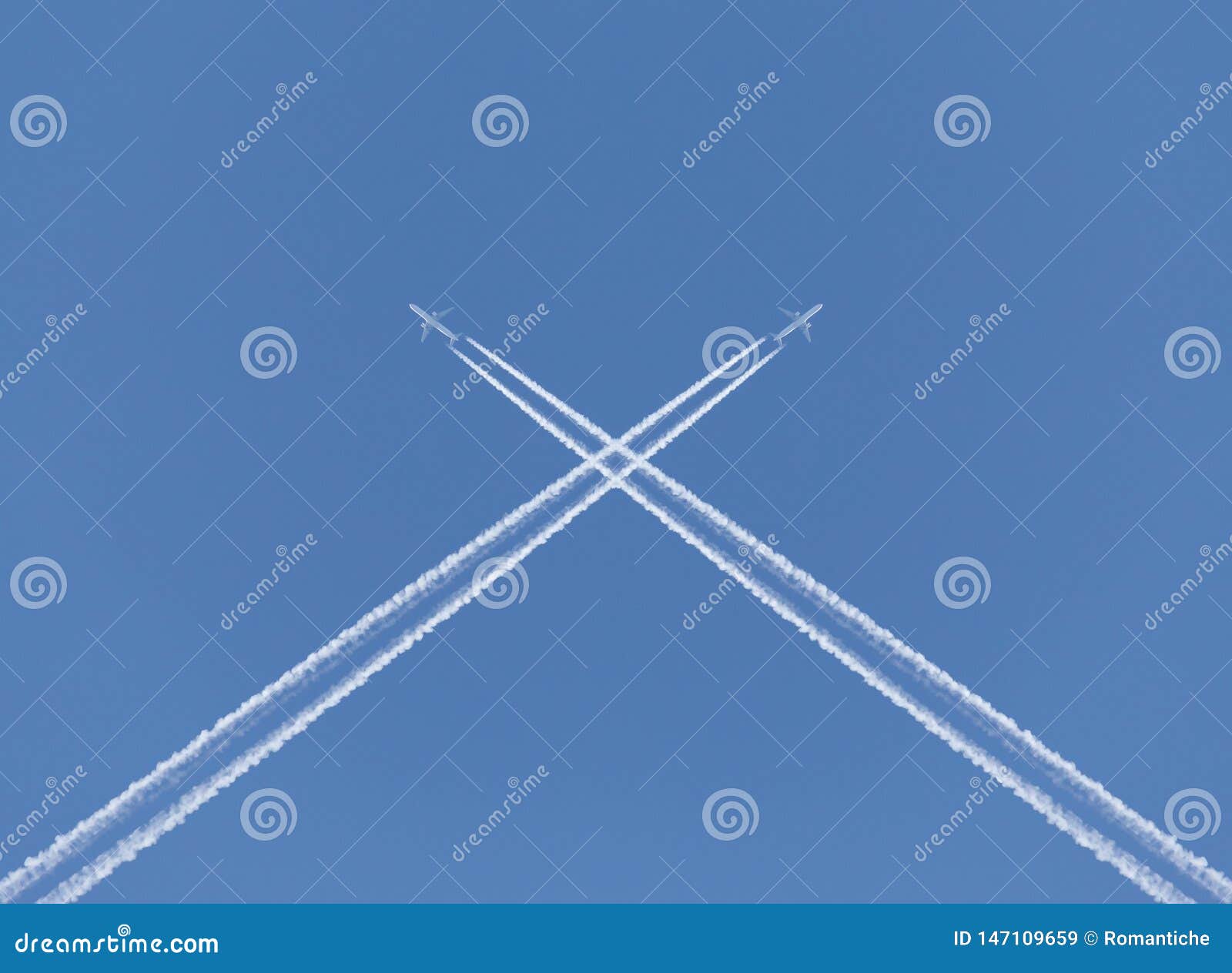 Crossing of Two Aircraft Traces Stock Image - Image of crossing, traces ...