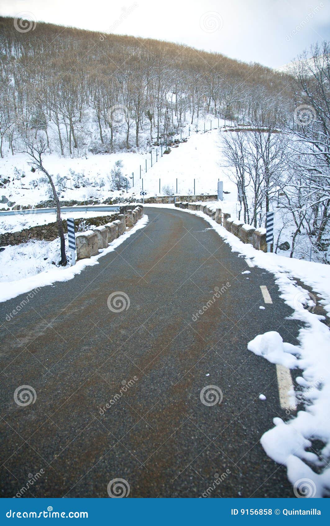 Crossing winter bridge stock photo. Image of europe, winter - 9156858