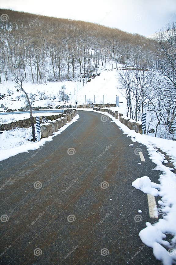 Crossing winter bridge stock photo. Image of europe, winter - 9156858