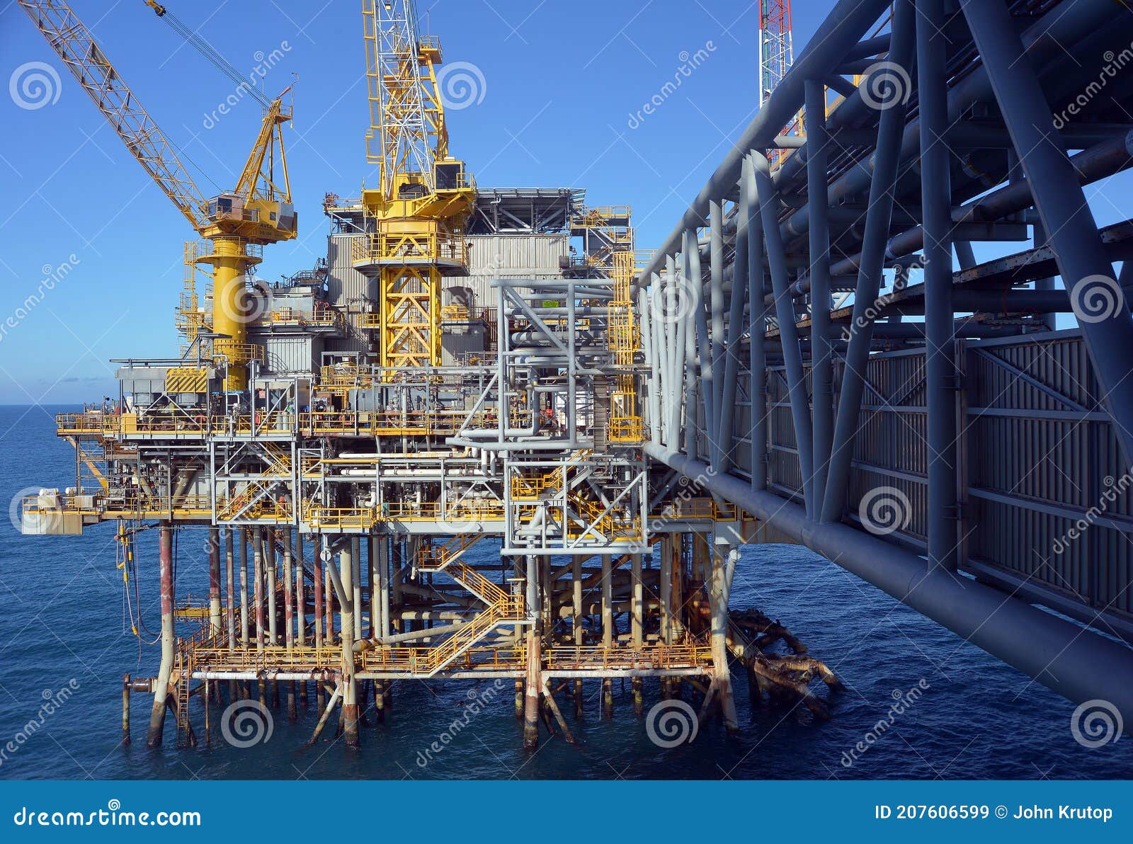 Crossover Bridge From Platform To Platform In Bass Strait Australia Editorial Stock Image