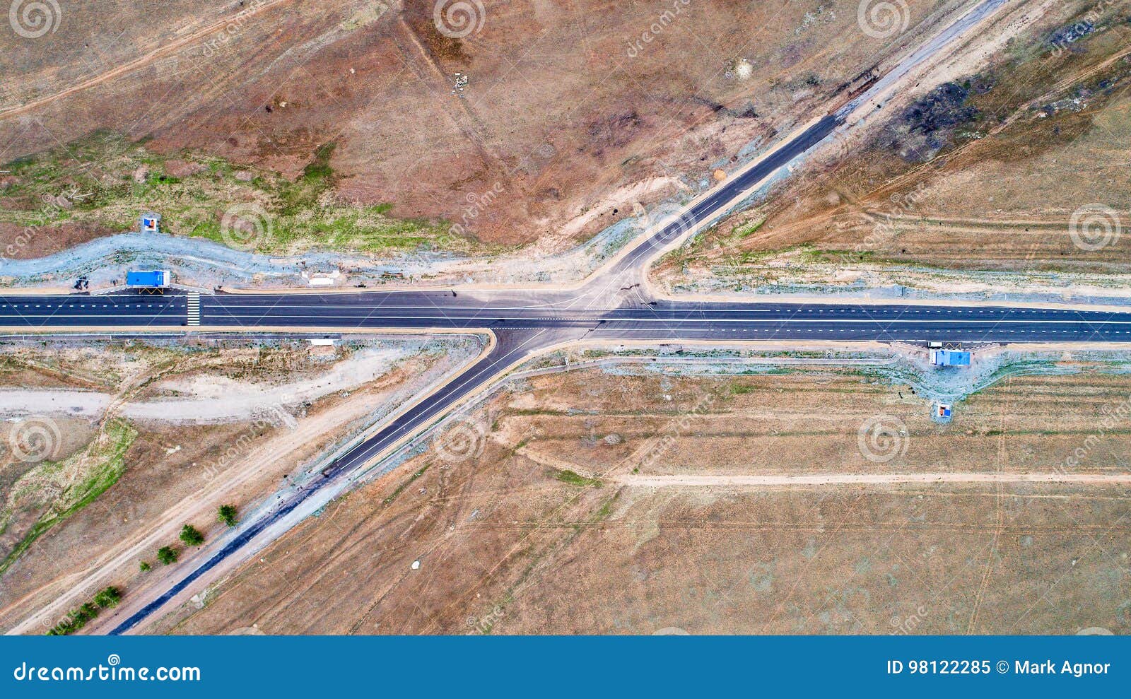 Crossroad from above stock image. Image of freeway, outdoor - 98122285