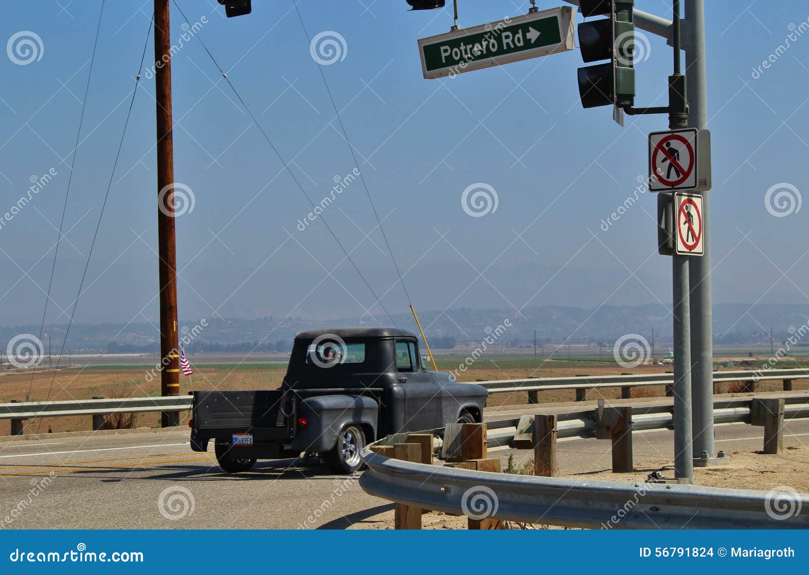 Crossroads editorial stock image. Image of crash, agricultural - 56791824