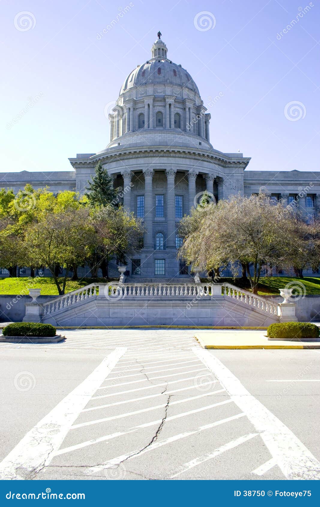 Crosswalk To the Missouri State Capital Stock Photo - Image of ...