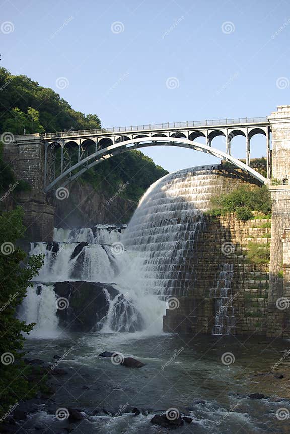 Croton Dam bridge stock image. Image of white, flowing - 21690941