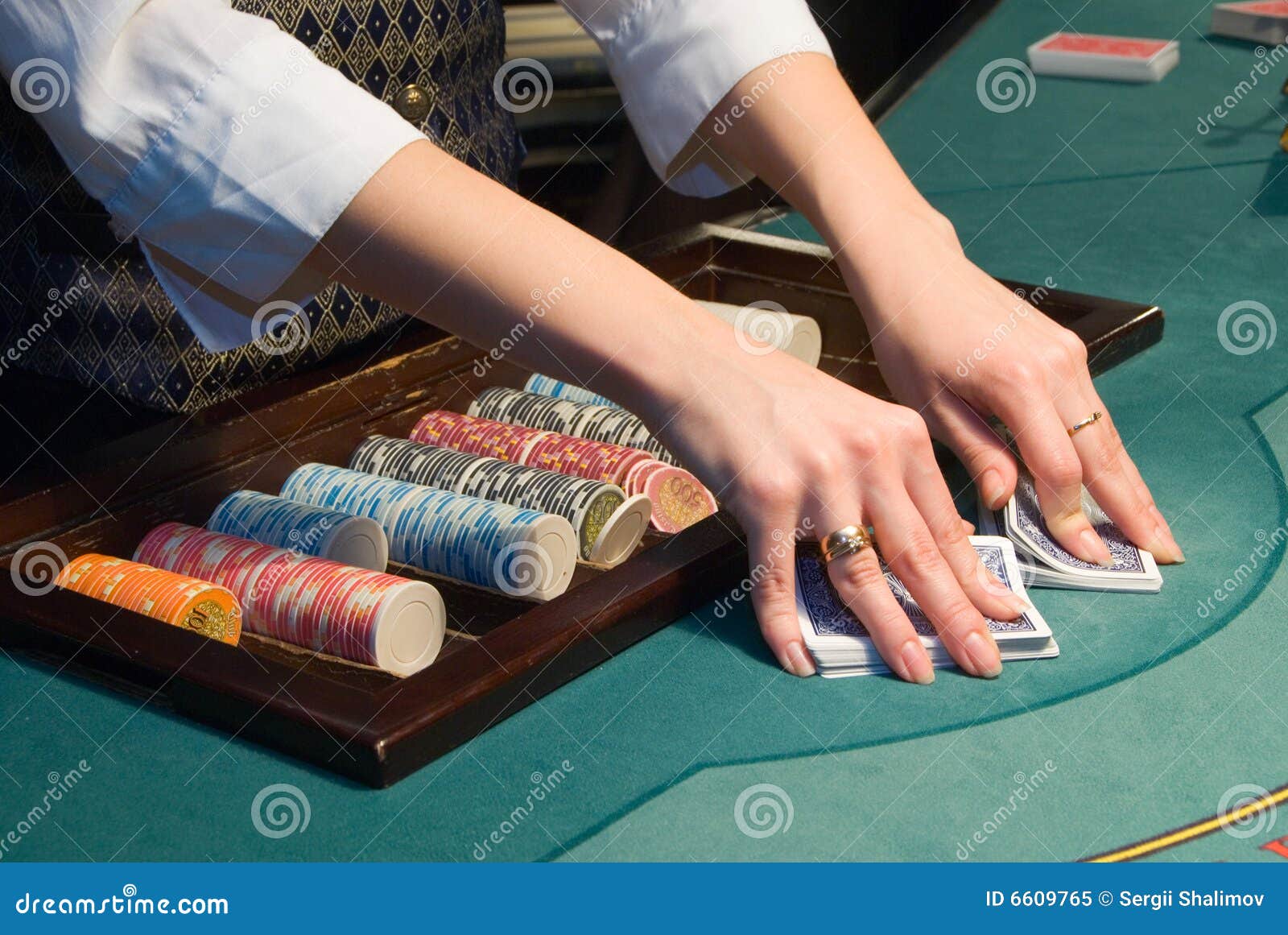 Croupier Shuffling Cards at Poker Table Stock Image - Image of closeup ...