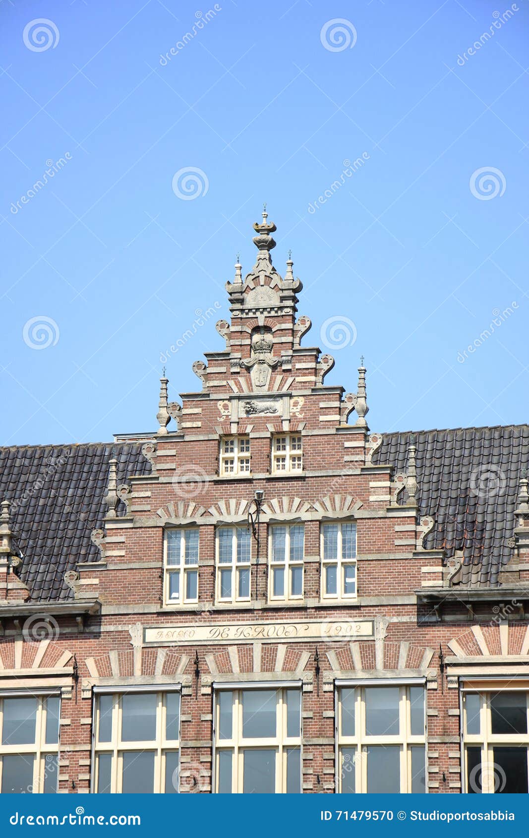 Crow-stepped gable stock photo. Image of brick, crow - 71479570