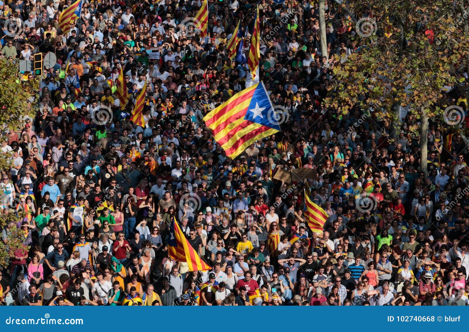 Demonstrators for Independence in Barcelona Editorial Stock Photo ...