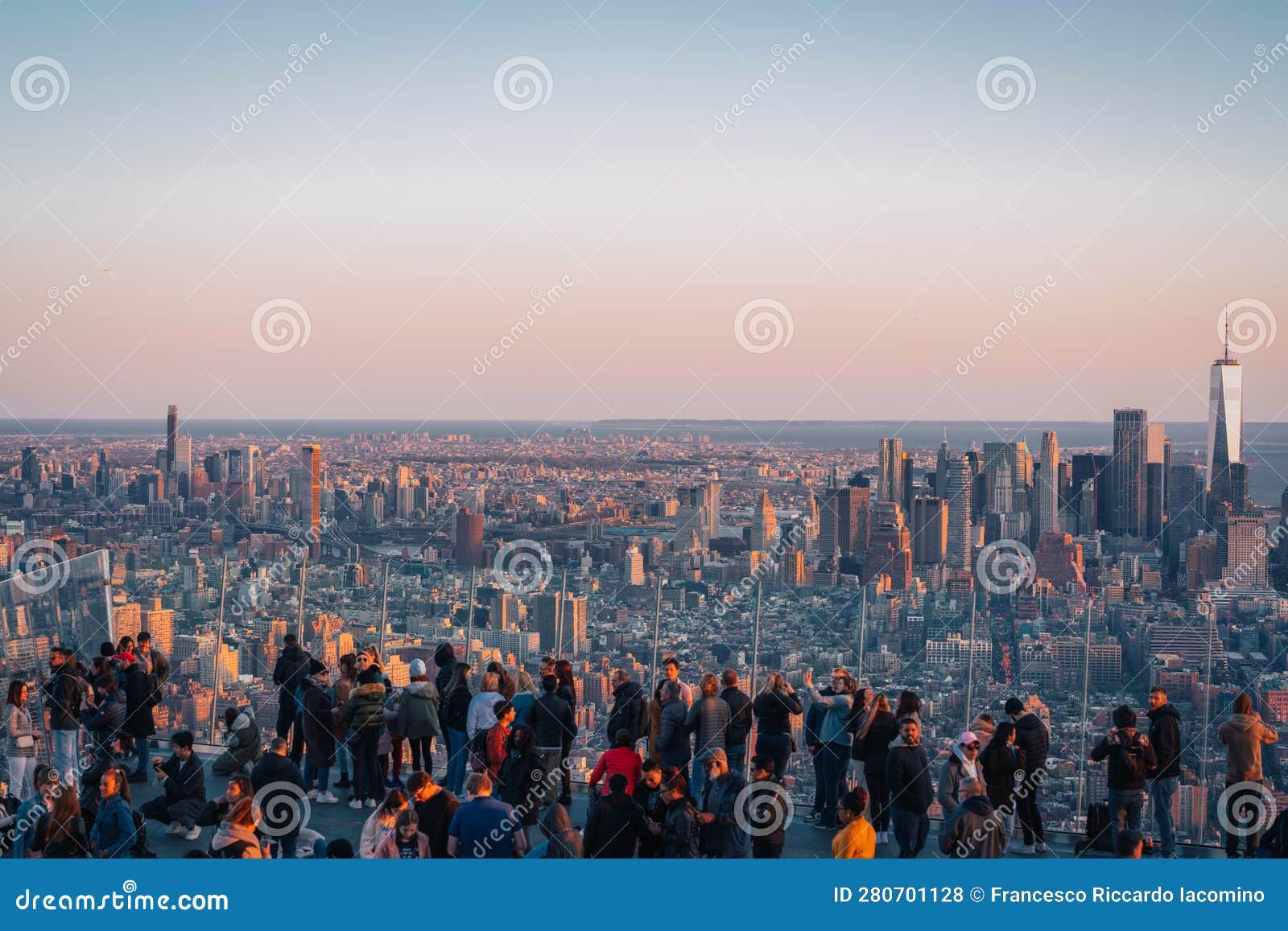 Crowd on the Edge Rooftop, New York City Editorial Stock Photo - Image ...