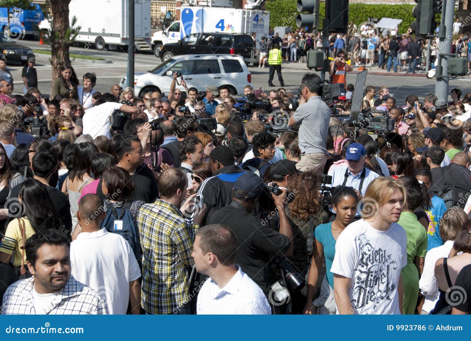 Crowd of Fans and Press editorial photo. Image of memorial - 9923786