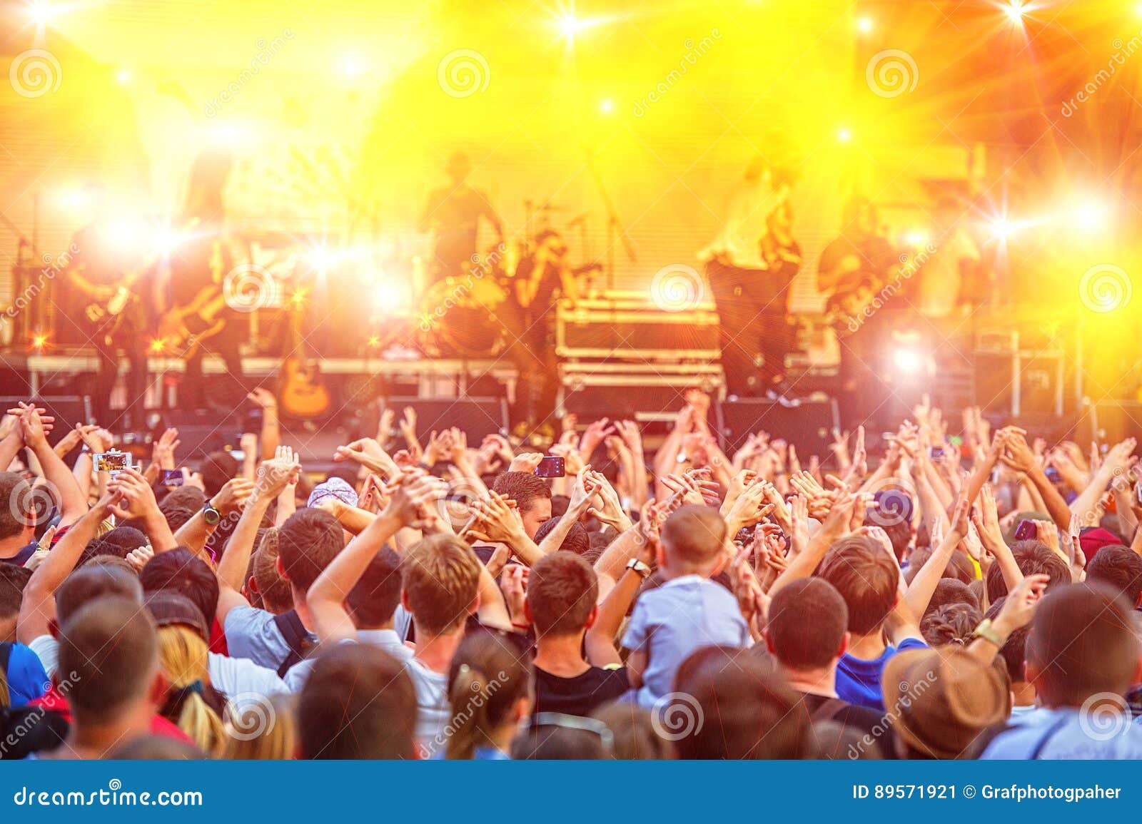 Crowd of fans during editorial photo. Image of entertainment - 89571921
