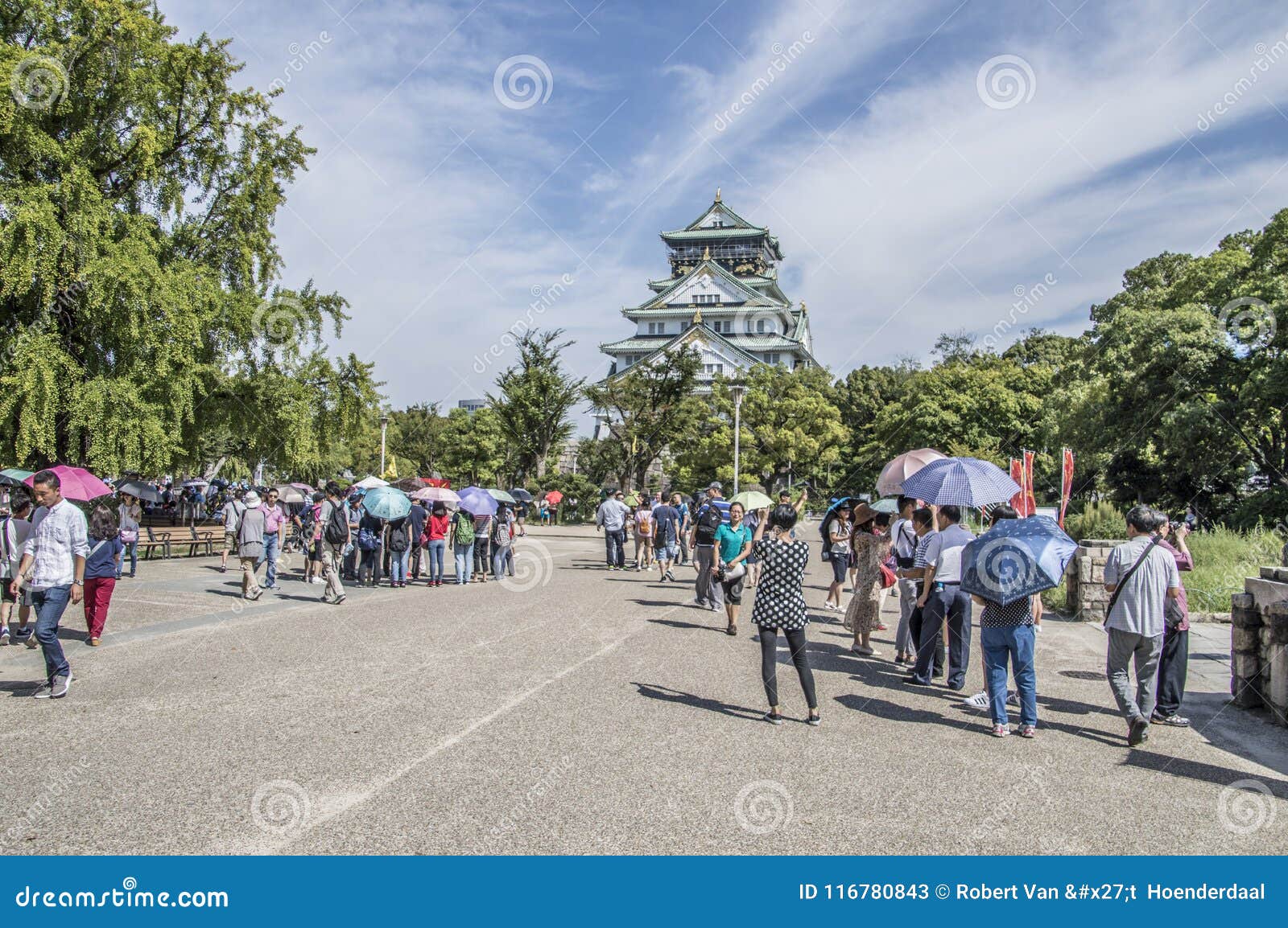 Crowd at the Osaka Castle Japan Editorial Stock Photo - Image of castle ...