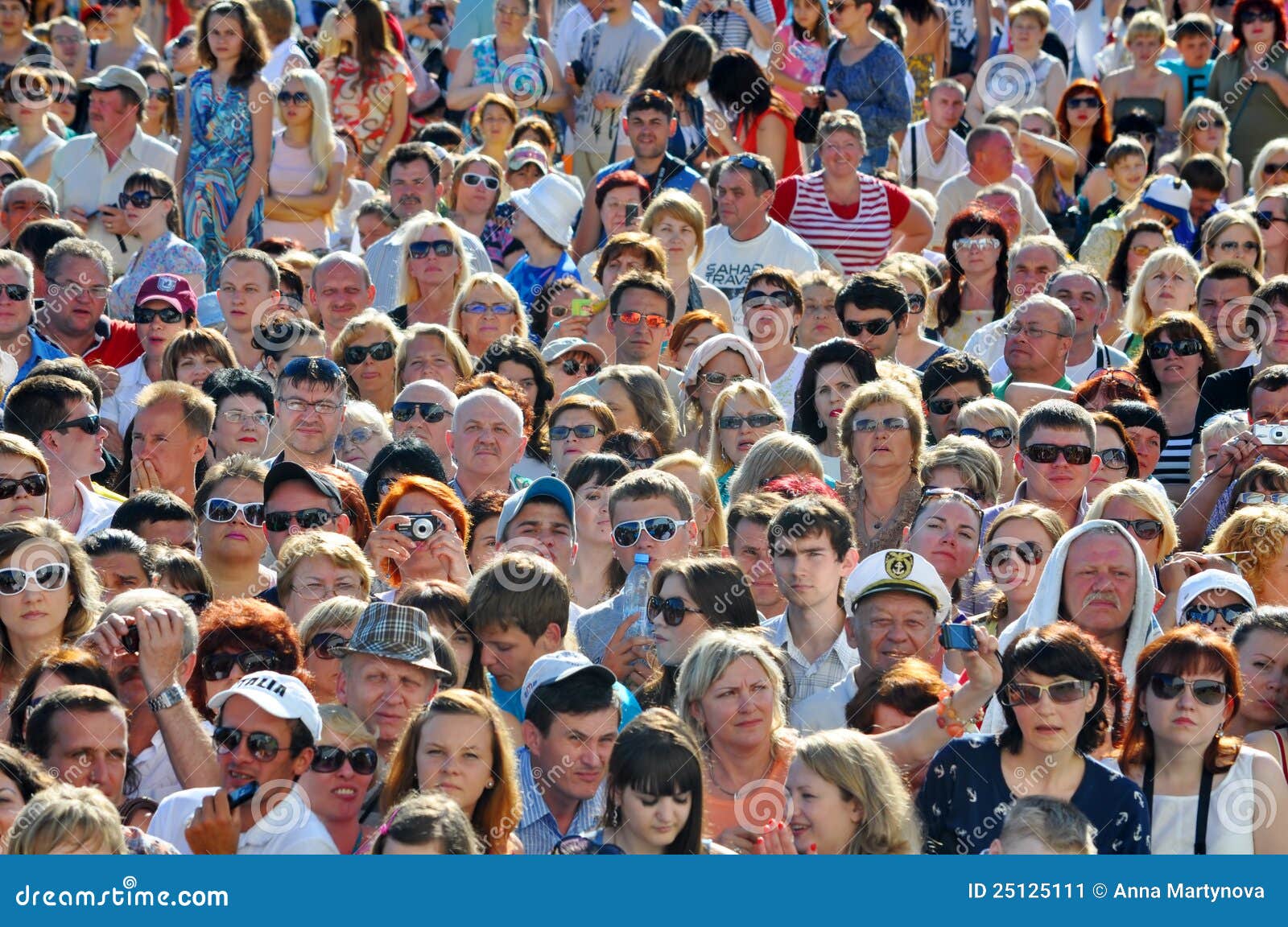Crowd of people editorial photo. Image of young, watch - 25125111