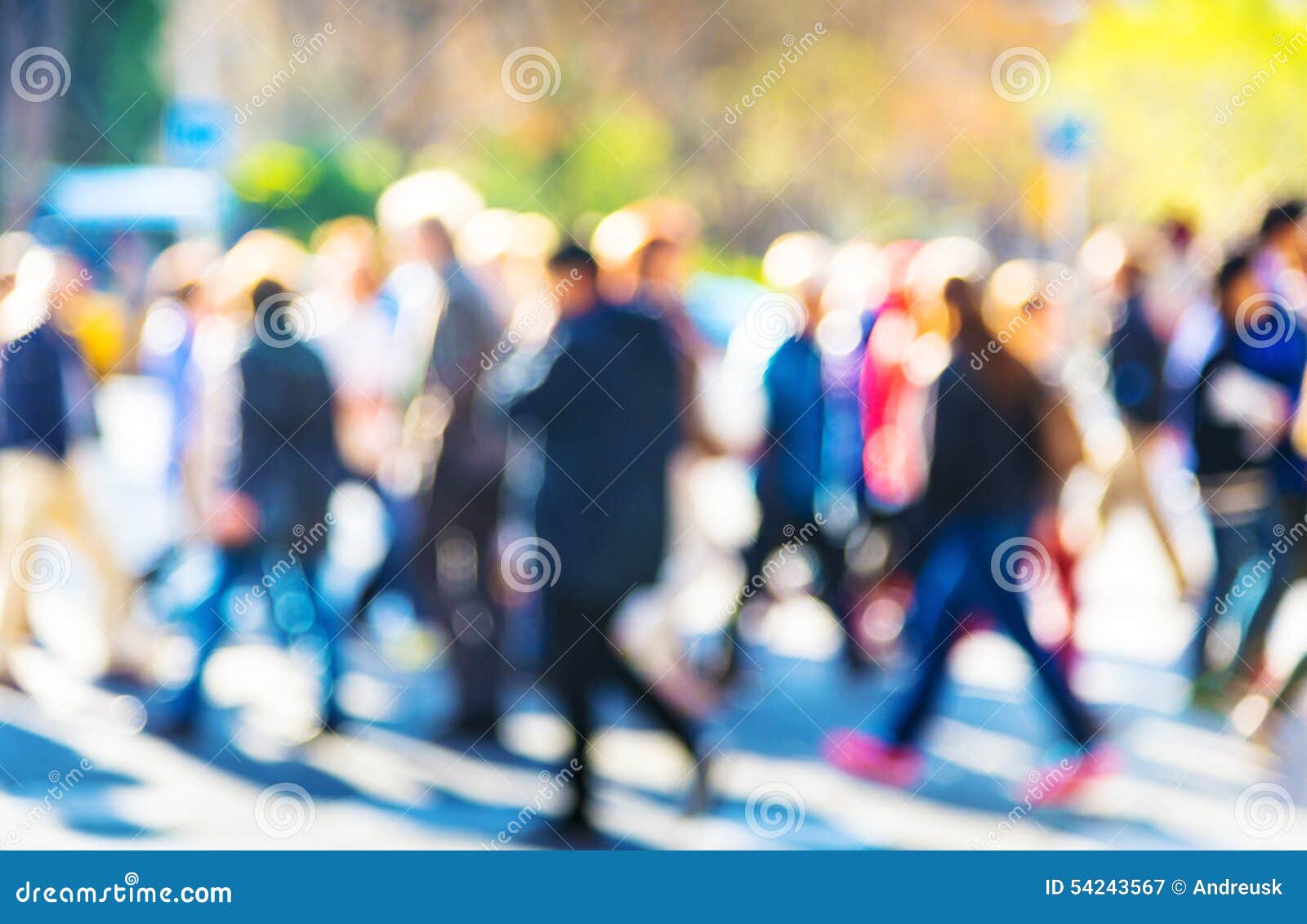 Blurred Crowd At Concert : Silhouette People Crowd Happy And Cheering ...