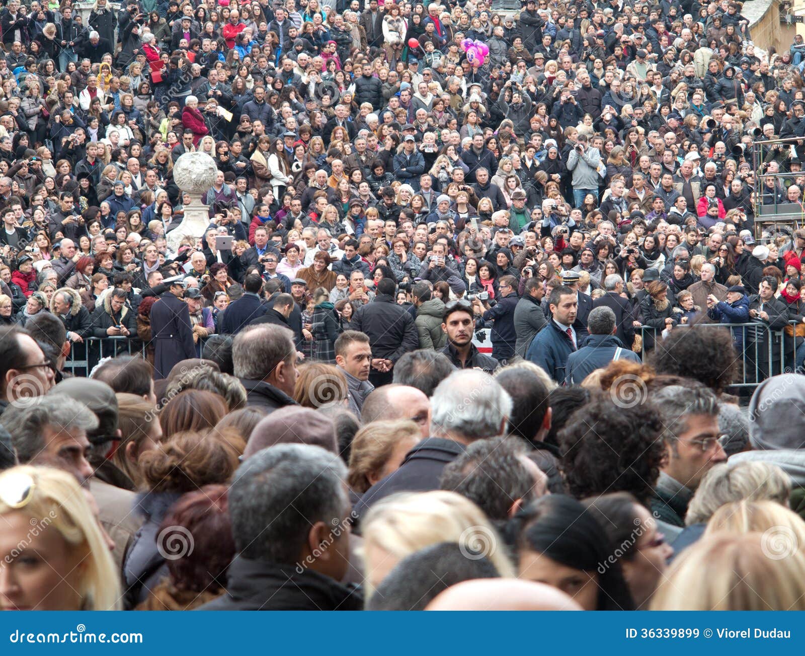 Crowd Of People Walking At Shinsekai And Tsutenkaku Tower The Famous ...