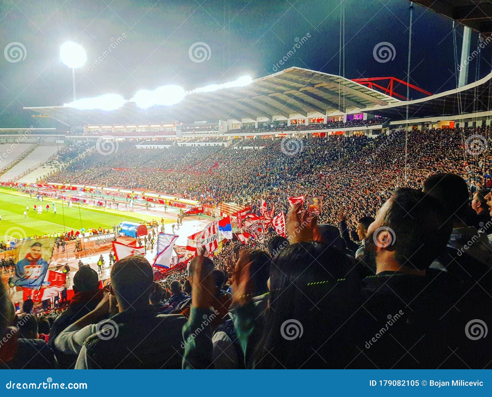 Crowd in a Stadium editorial image. Image of racetrack - 179082105