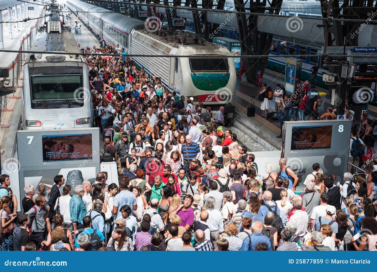Crowd at the station editorial stock image. Image of italian - 25877859