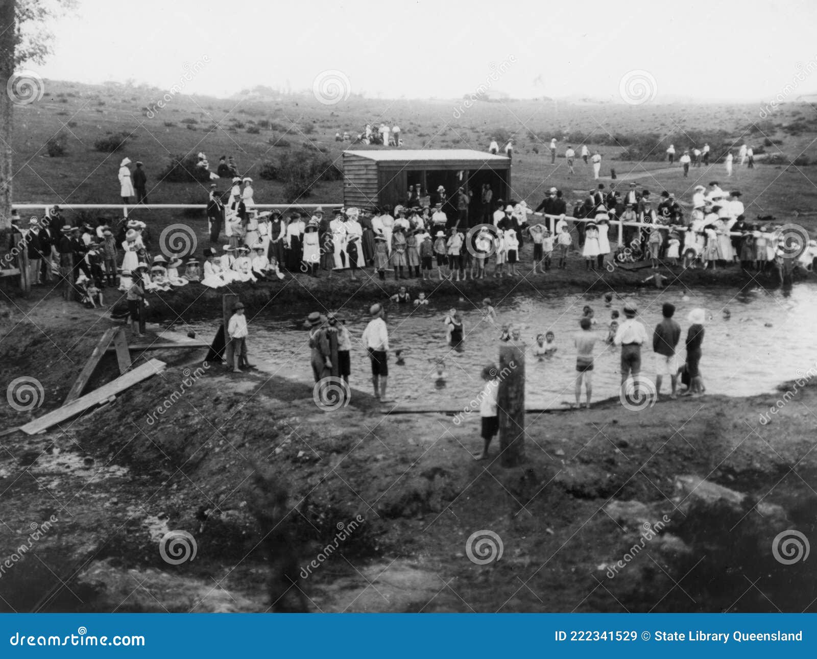 Crowd At The Swimming Pool Ca. 1910 Picture. Image: 222341529