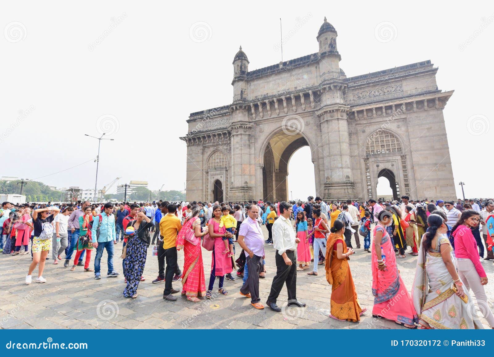 Crowd of Tourists at Gateway of India in South Mumbai Editorial ...