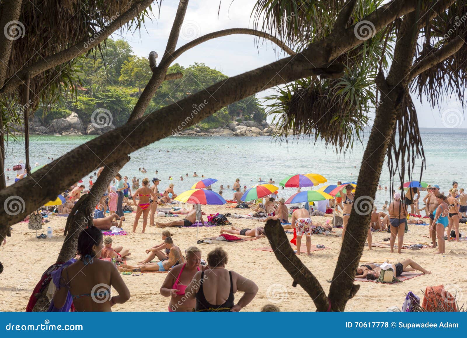 Crowd Tourists, Sunbed and Umbrellas on the Beach Editorial Stock Photo ...