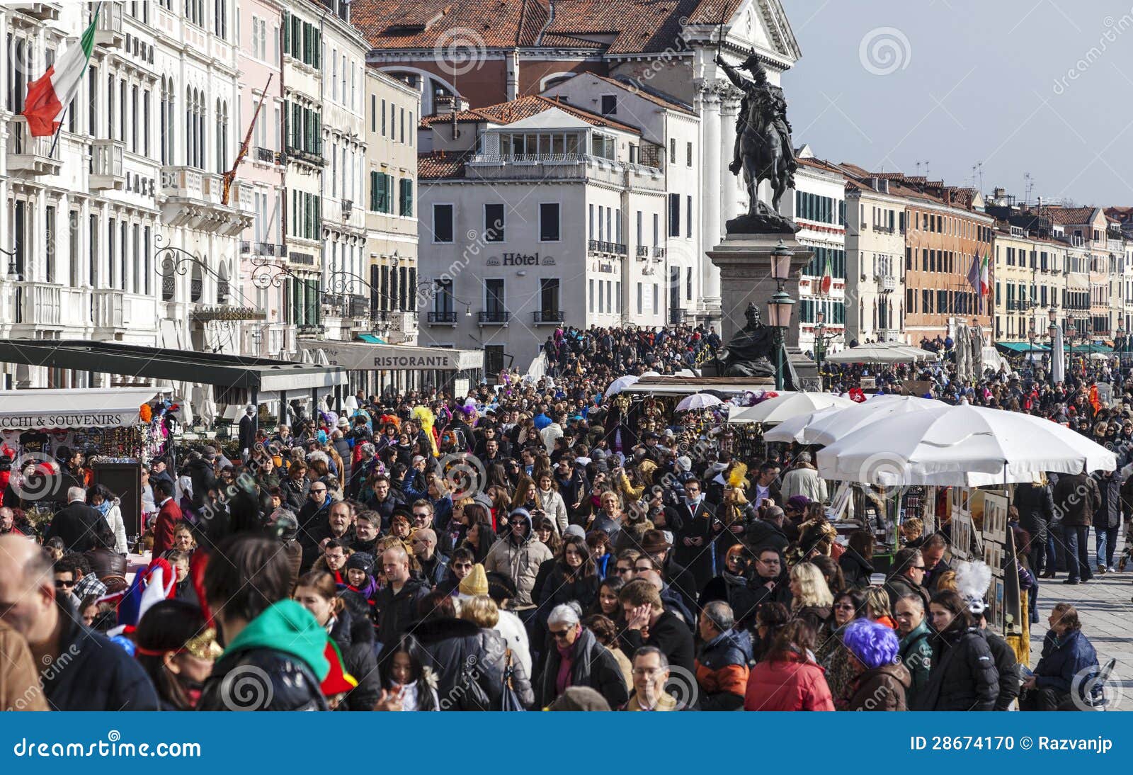 Crowd in Venice editorial image. Image of pedestrians - 28674170