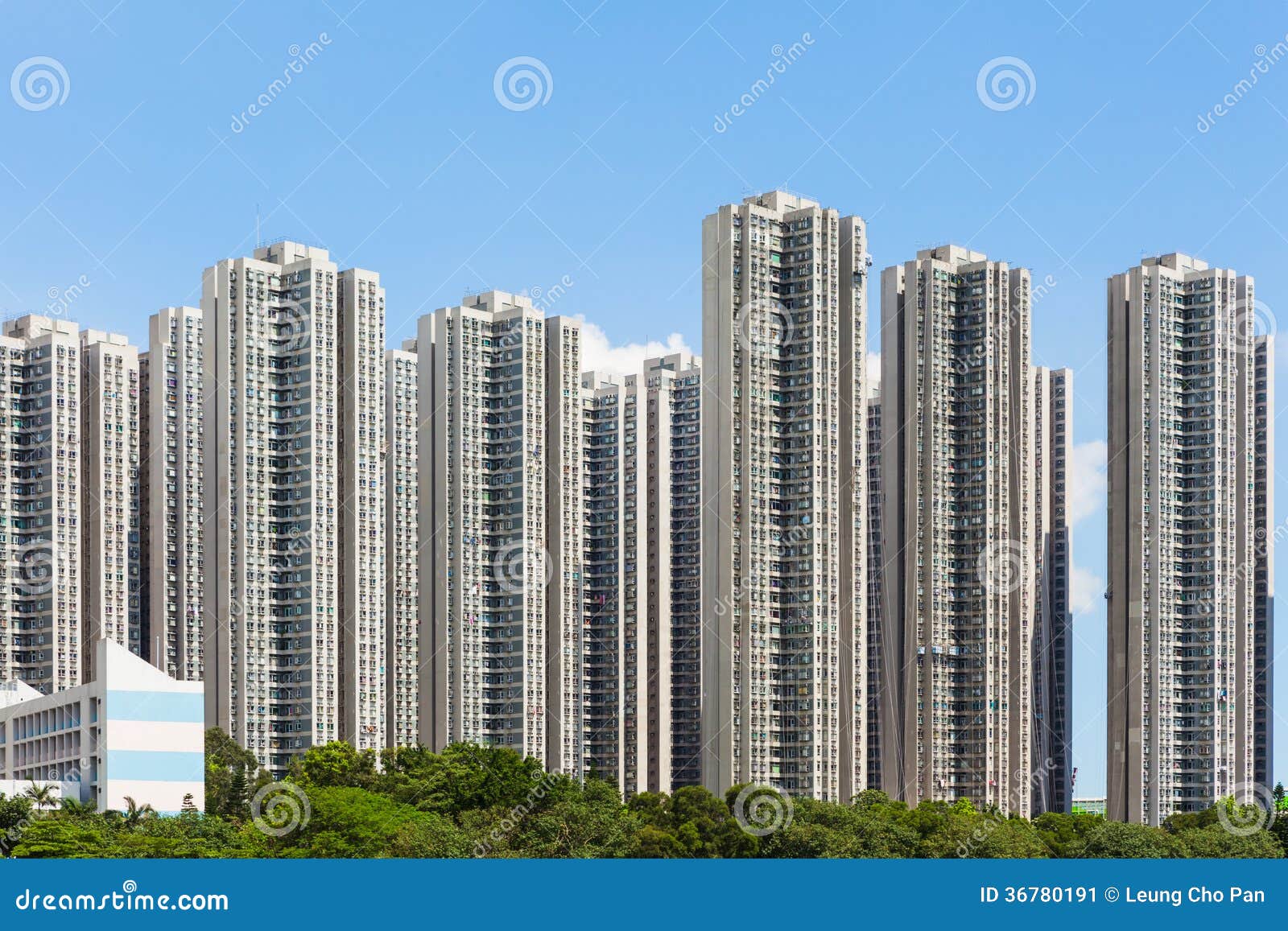 Crowded Building in Hong Kong Stock Image - Image of apartment, cloud ...