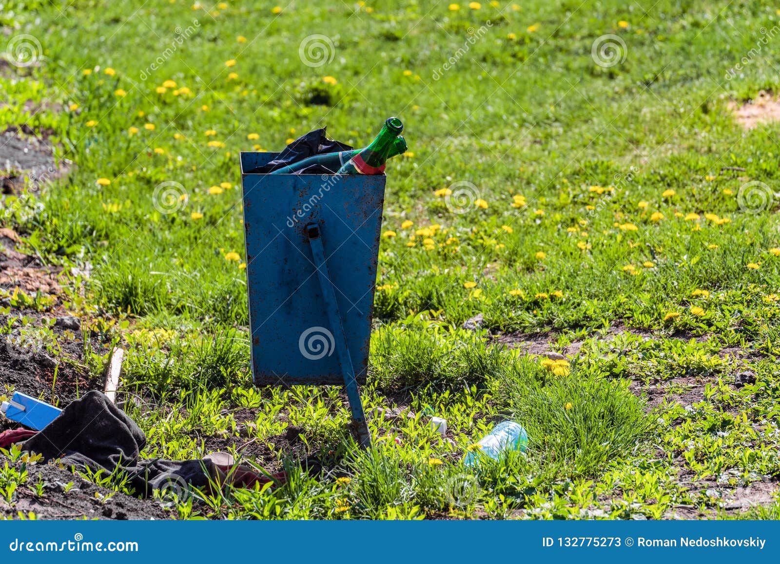 Crowded Garbage Can with Scattered Garbage Stock Image - Image of ...