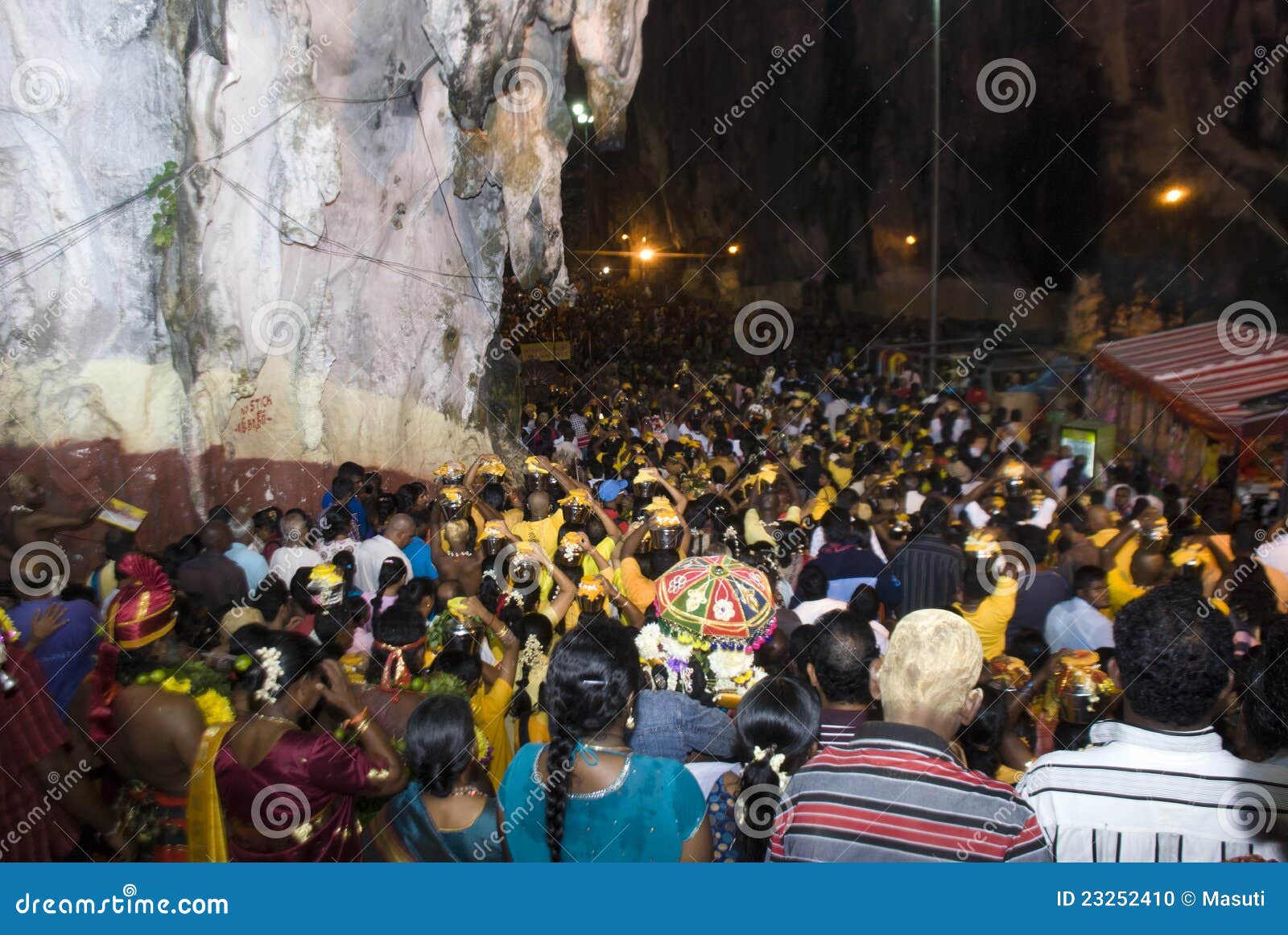 Crowded Hindu Devotees At Lord Murugan Temple Editorial Image ...