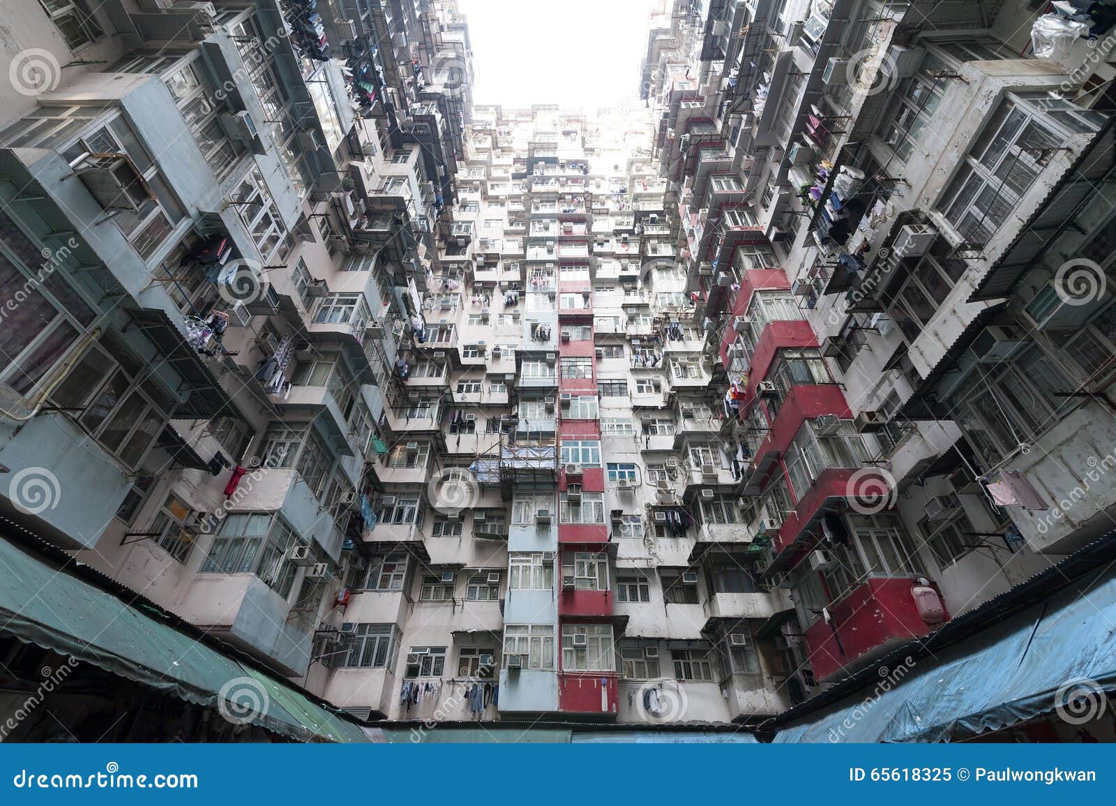 Crowded Hong Kong stock image. Image of building, background - 65618325
