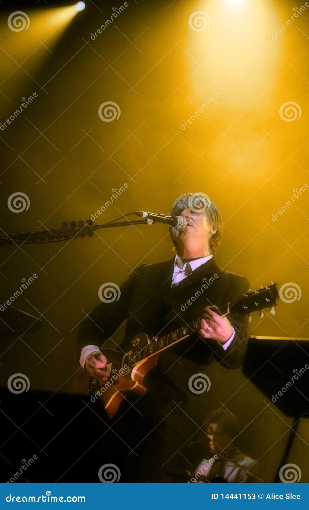 Crowded House Live editorial stock photo. Image of lights - 14441153